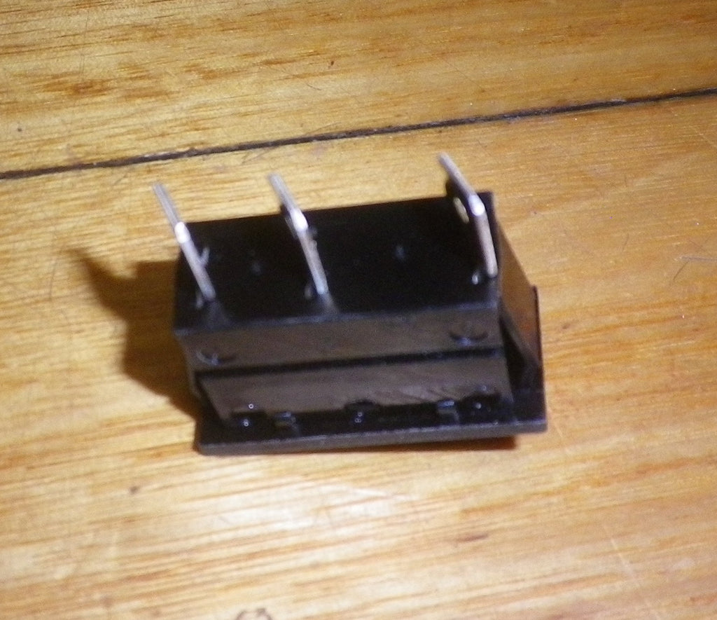 General Purpose Arcoelectric SPDT Momentary Rocker Switch - Part No. 1 ...