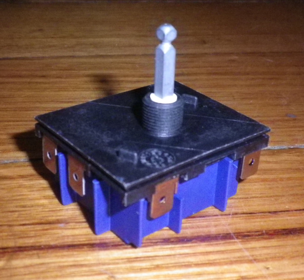 Universal Simmerstat Control with Isolated Pilot - Part No. 0534001655 ...