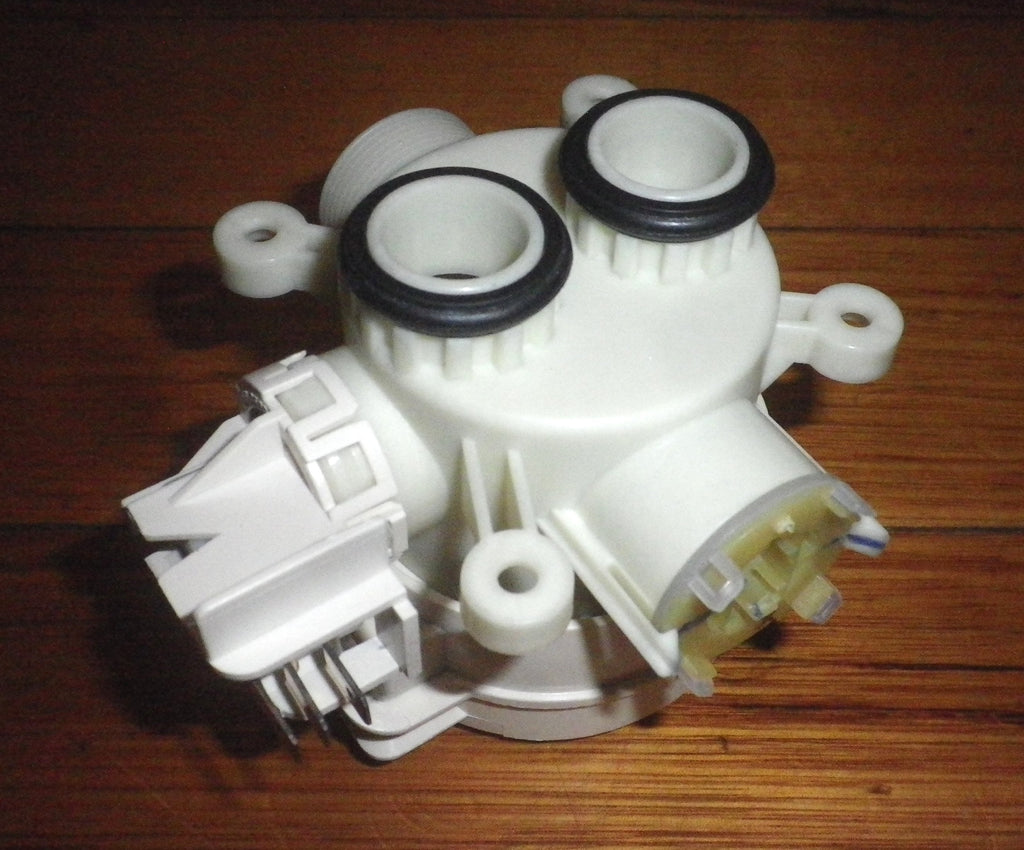 Westinghouse WSF6608 Variant-03 Dishwasher Divertor Valve Assy - Part ...