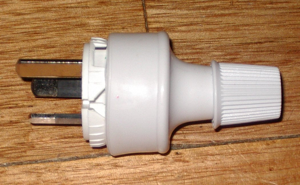 White 3pin 10Amp 240V Mains Plug Top - Part # ACP3102 | Allfix Electrical