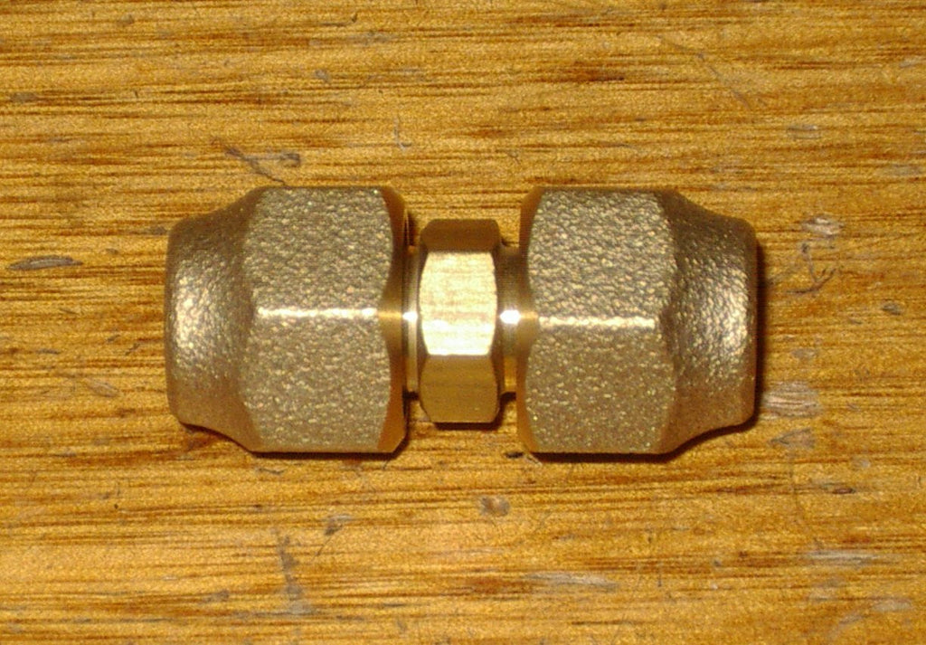Brass 1/4" SAE Flare Union With Flare Nuts - Part No. RF421KIT | Allfix ...
