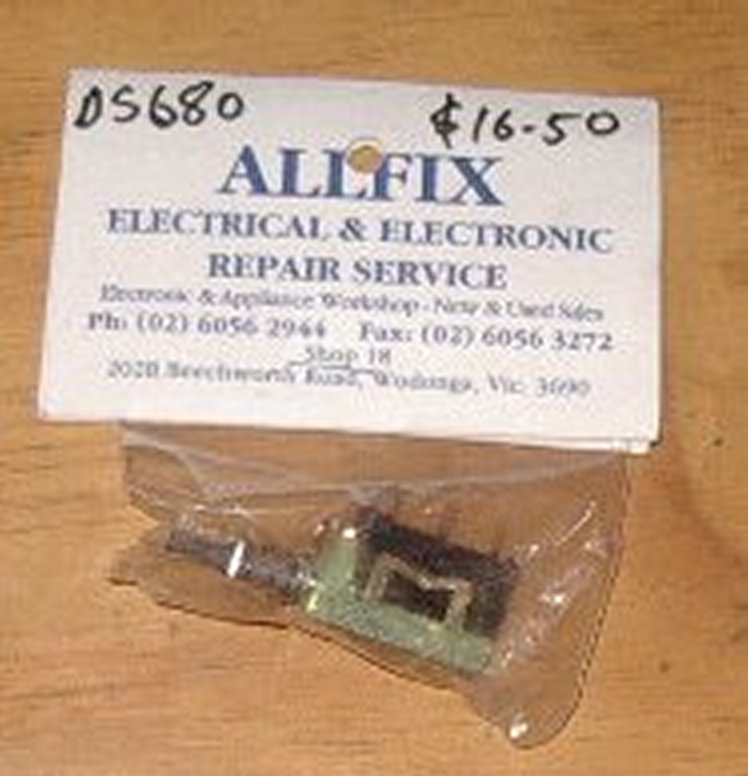 Universal SPDT Pushbutton On/Off Switch - Part # DS680 | Allfix Electrical